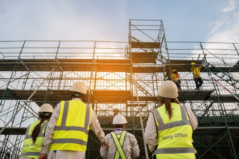 Fall Protection on Scaffolding: Your Ultimate Guide to Worker Safety